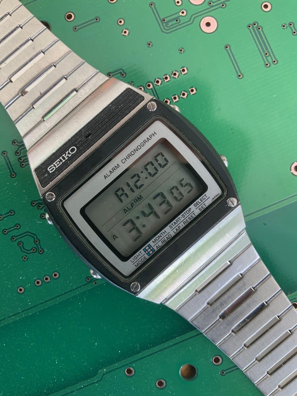SEIKO - A359-4010 - a-series - Vintage Digital Watch - Digital-Watch.com