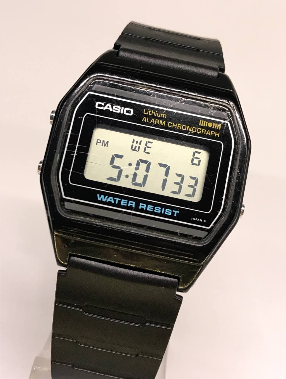 CASIO - CASIO F-87FW-1 - Digital - Vintage Digital Watch - Digital ...
