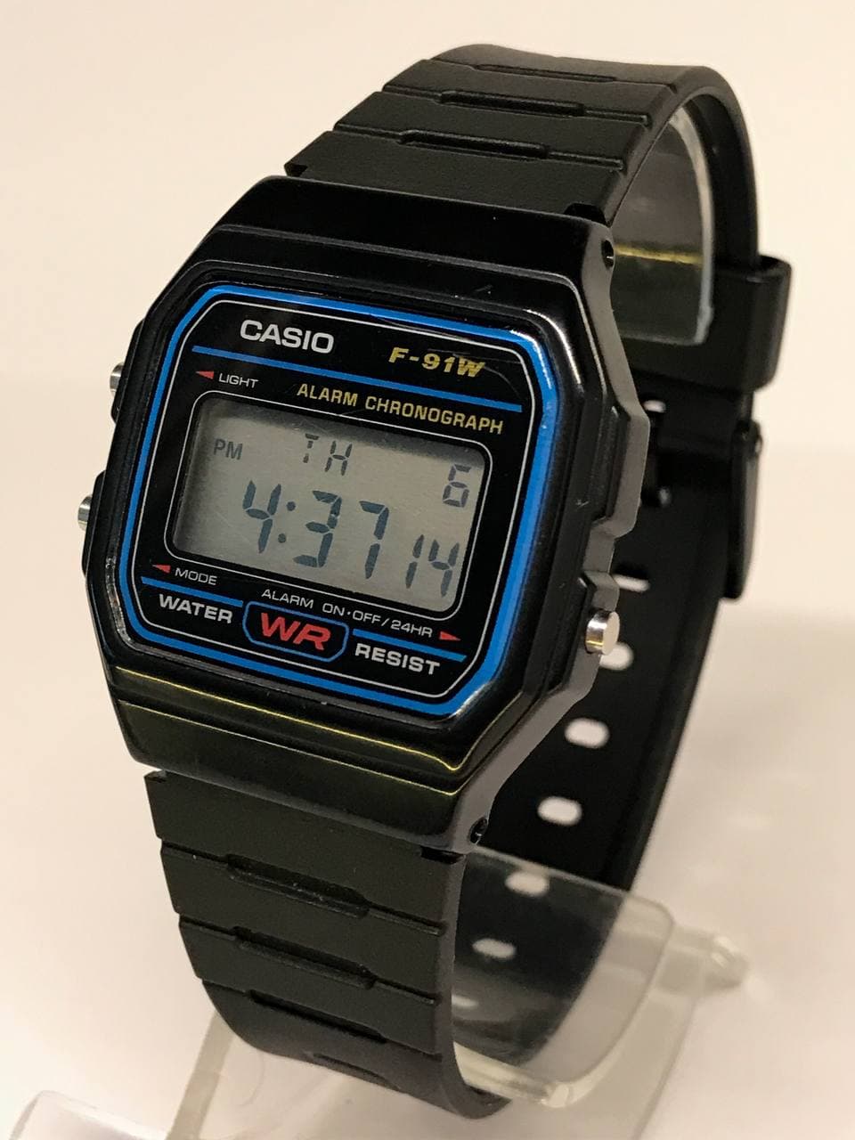 CASIO - Casio F-91W Korea - Digital - Vintage Digital Watch - Digital ...