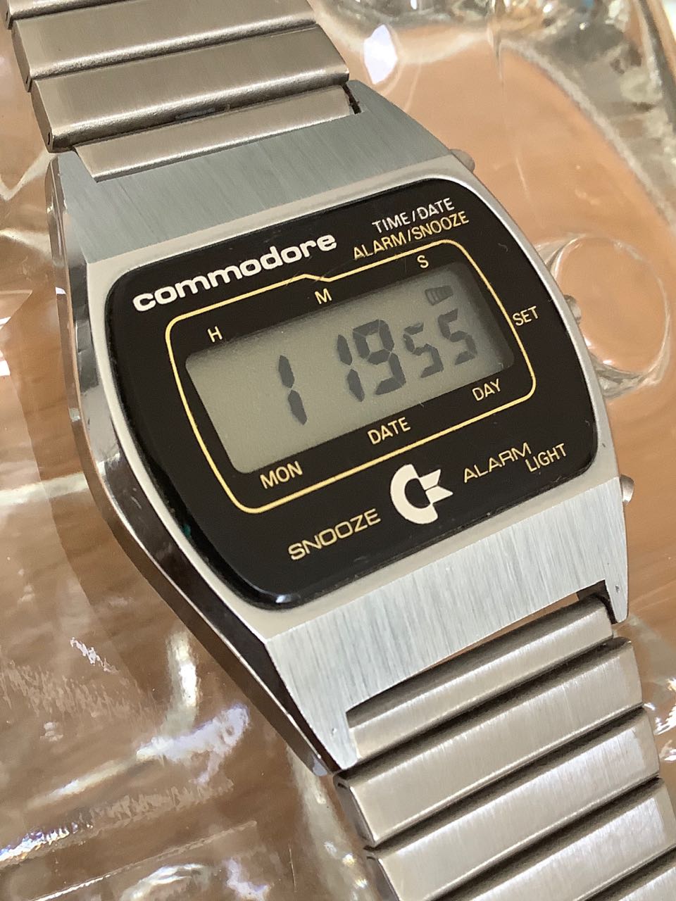 COMMODORE - Snooze Alarm - Digital - Vintage Digital Watch - Digital ...