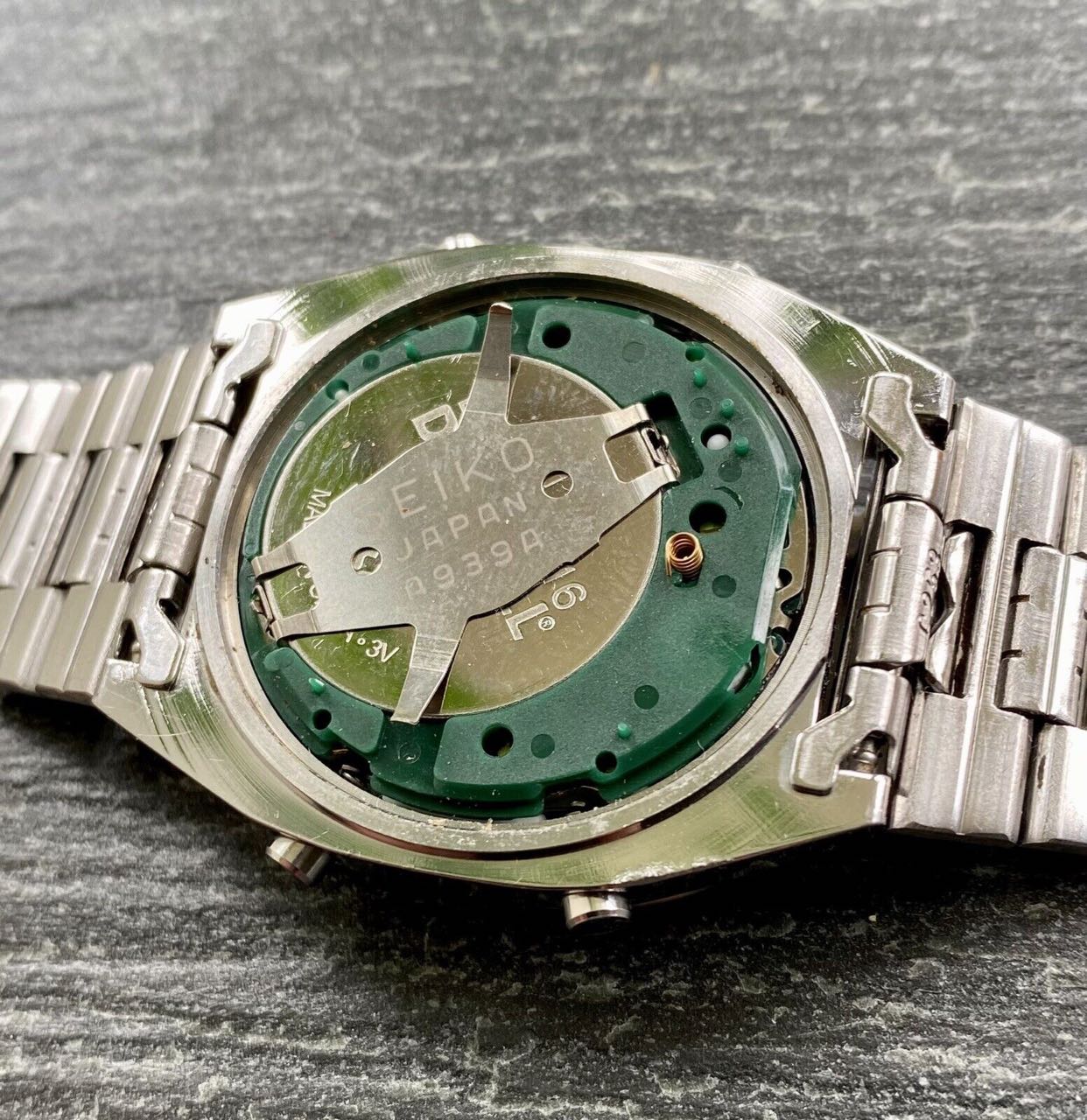 SEIKO - A939-5000 - a-series - Vintage Digital Watch - Digital-Watch.com