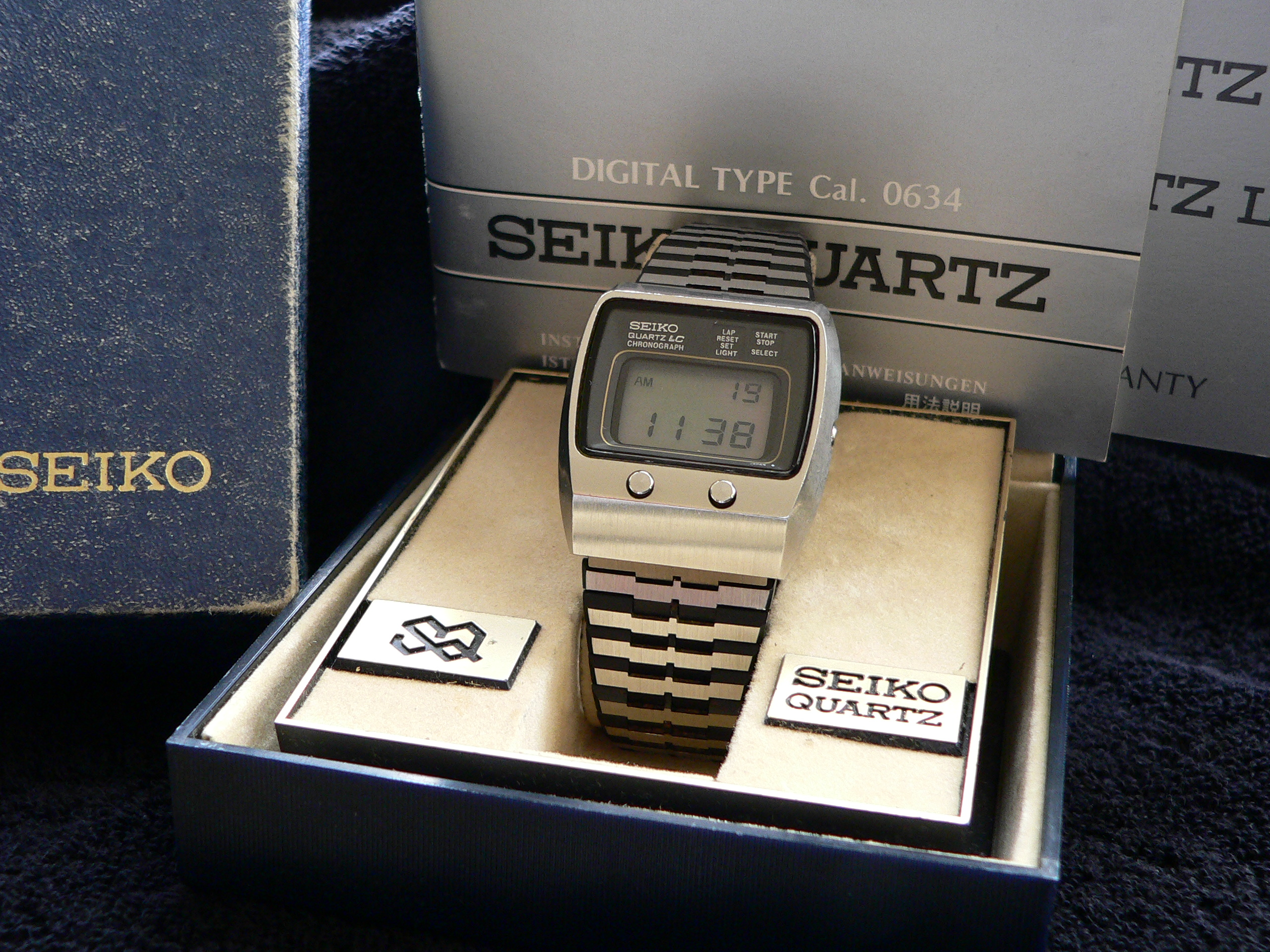 SEIKO - 0634-5019 - o-series - Vintage Digital Watch - Digital-Watch.com