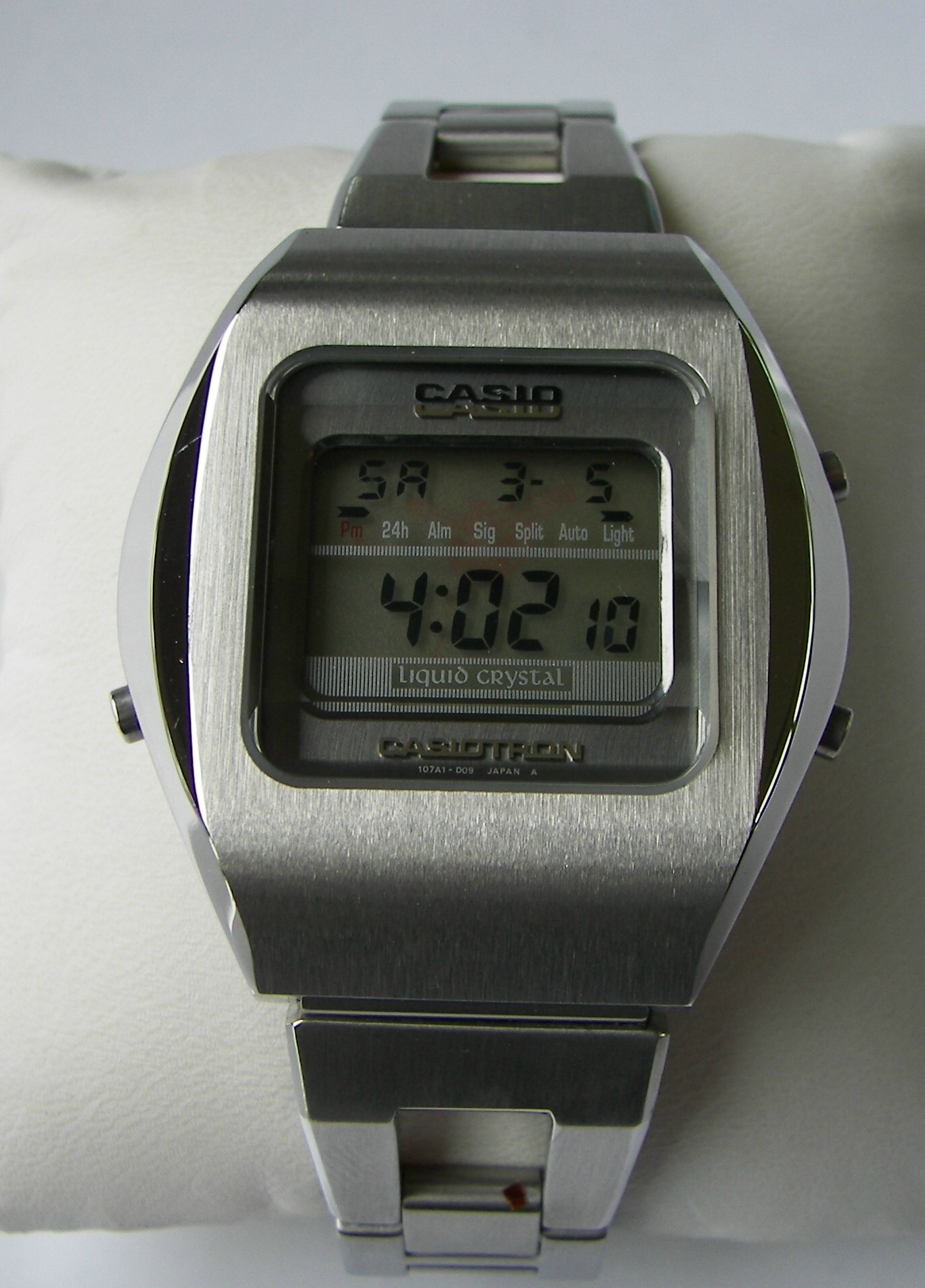 CASIO - TRN-110AS-1T - Casiotron - Vintage Digital Watch - Digital ...