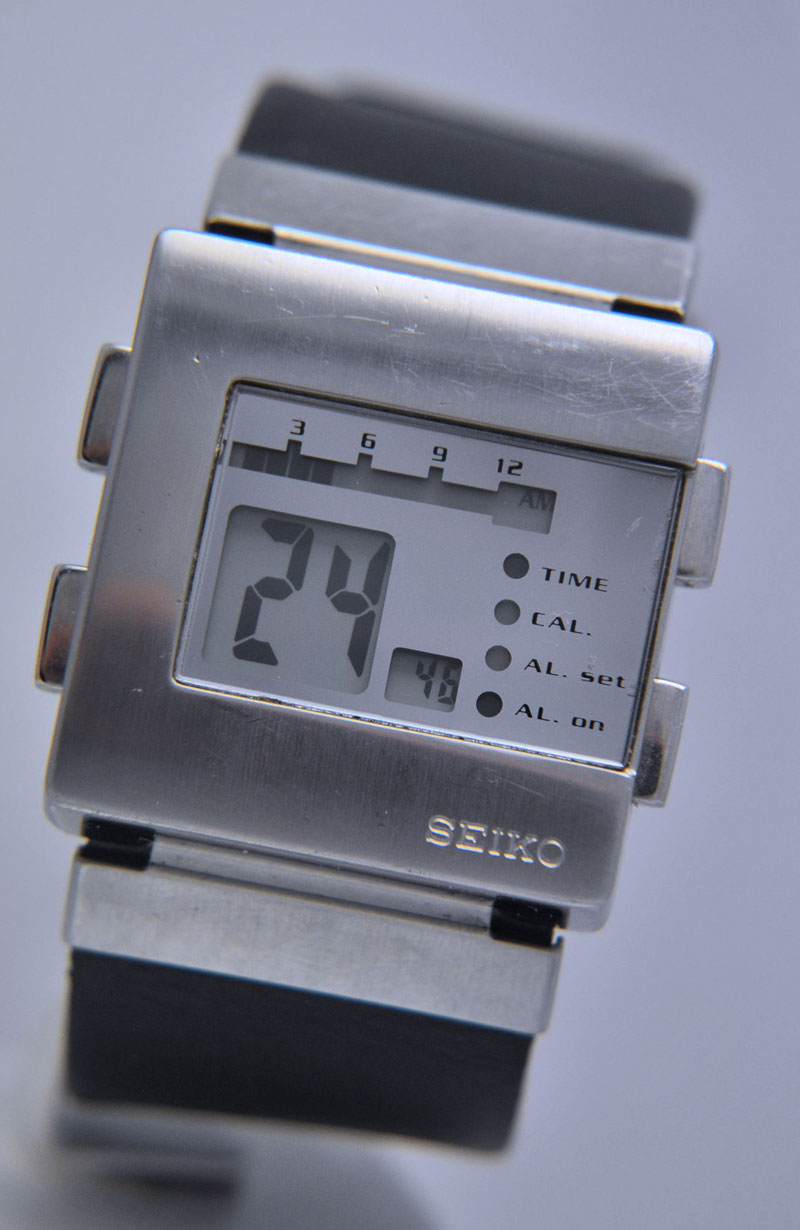SEIKO - w524-4A00 - Digital - Vintage Digital Watch - Digital-Watch.com