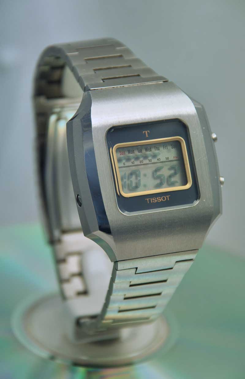 TISSOT - 03 - Casiotron - Vintage Digital Watch - Digital-Watch.com