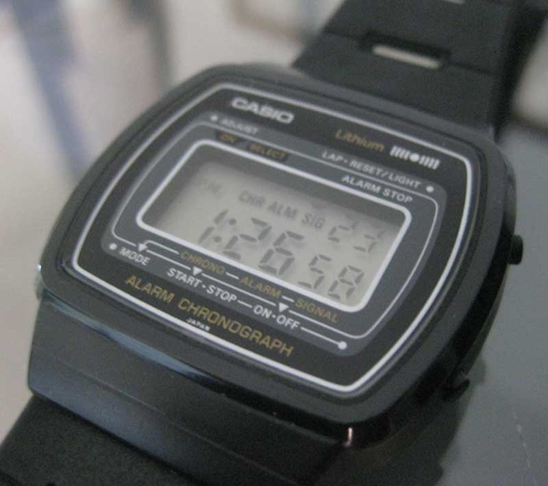 CASIO - F-81 - f-series - Vintage Digital Watch - Digital-Watch.com
