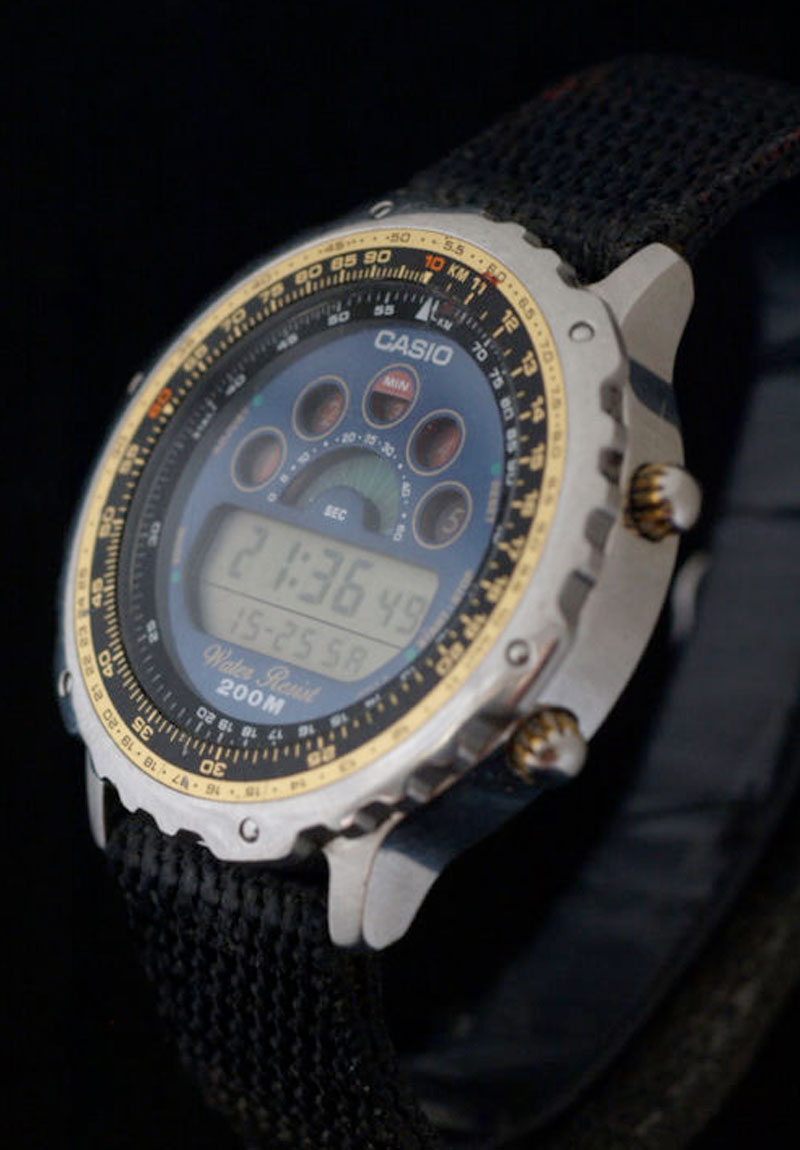 CASIO - DW-7000 - Dive - Vintage Digital Watch - Digital-Watch.com