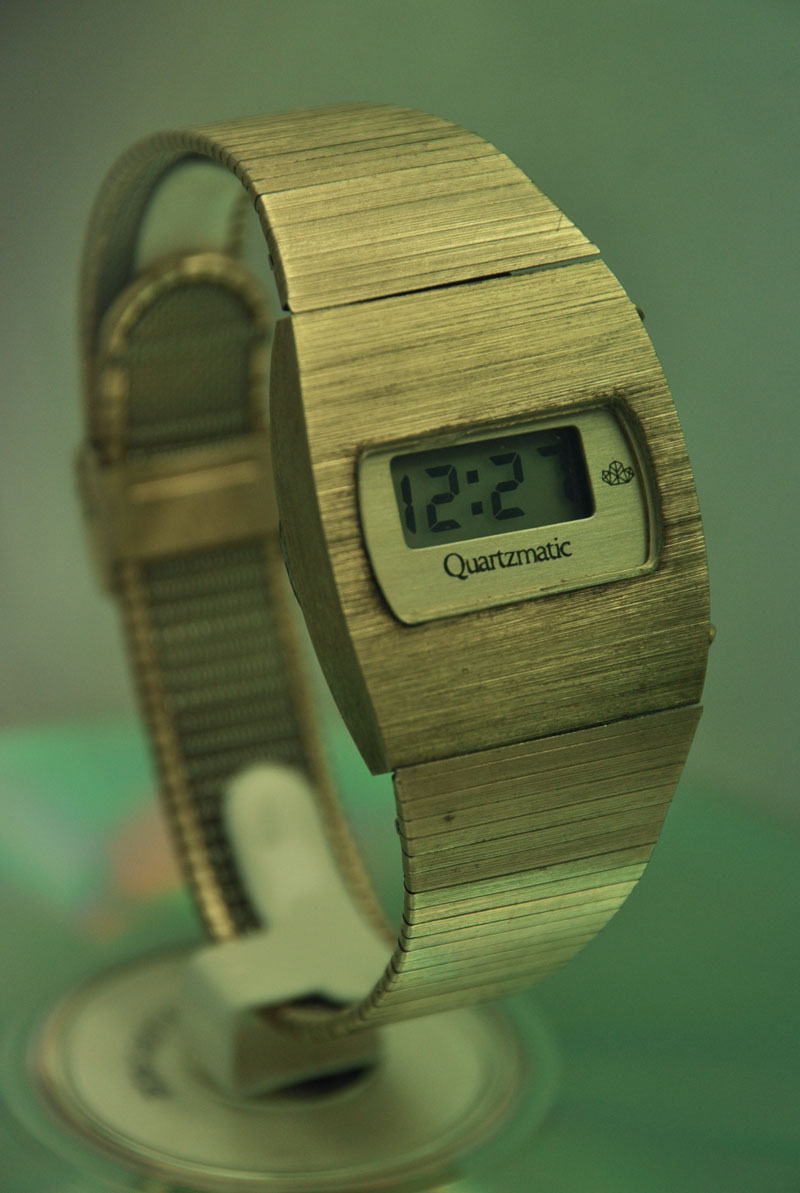 QUARTZMATIC - lcd - Digital - Vintage Digital Watch - Digital-Watch.com