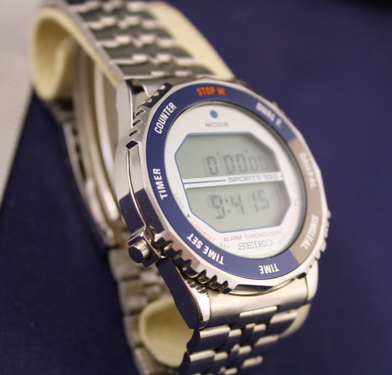 SEIKO - A829-6019 - a-series - Vintage Digital Watch - Digital-Watch.com