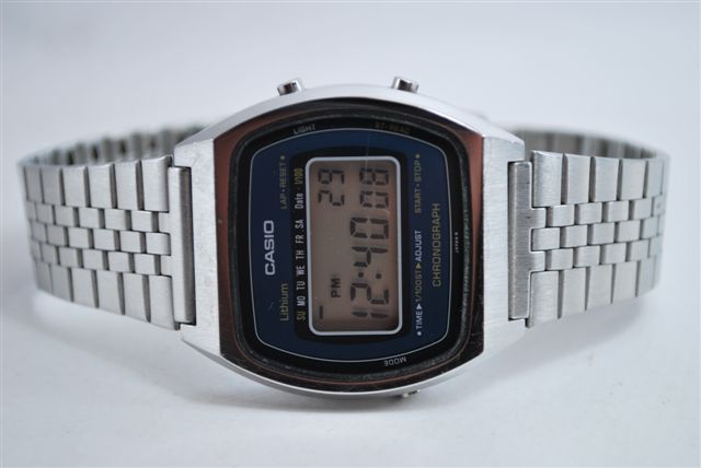 CASIO - S830 - Digital - Vintage Digital Watch - Digital-Watch.com