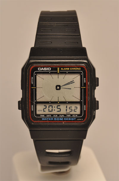 CASIO - AE-11W - DigitalHands - Vintage Digital Watch - Digital-Watch.com