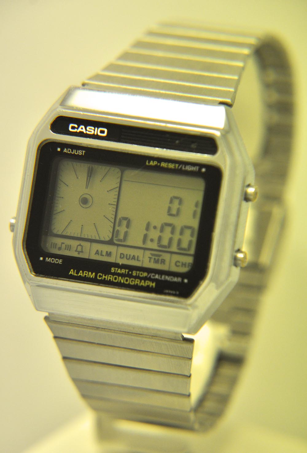 CASIO - AX-250 - DigitalHands - Vintage Digital Watch - Digital-Watch.com