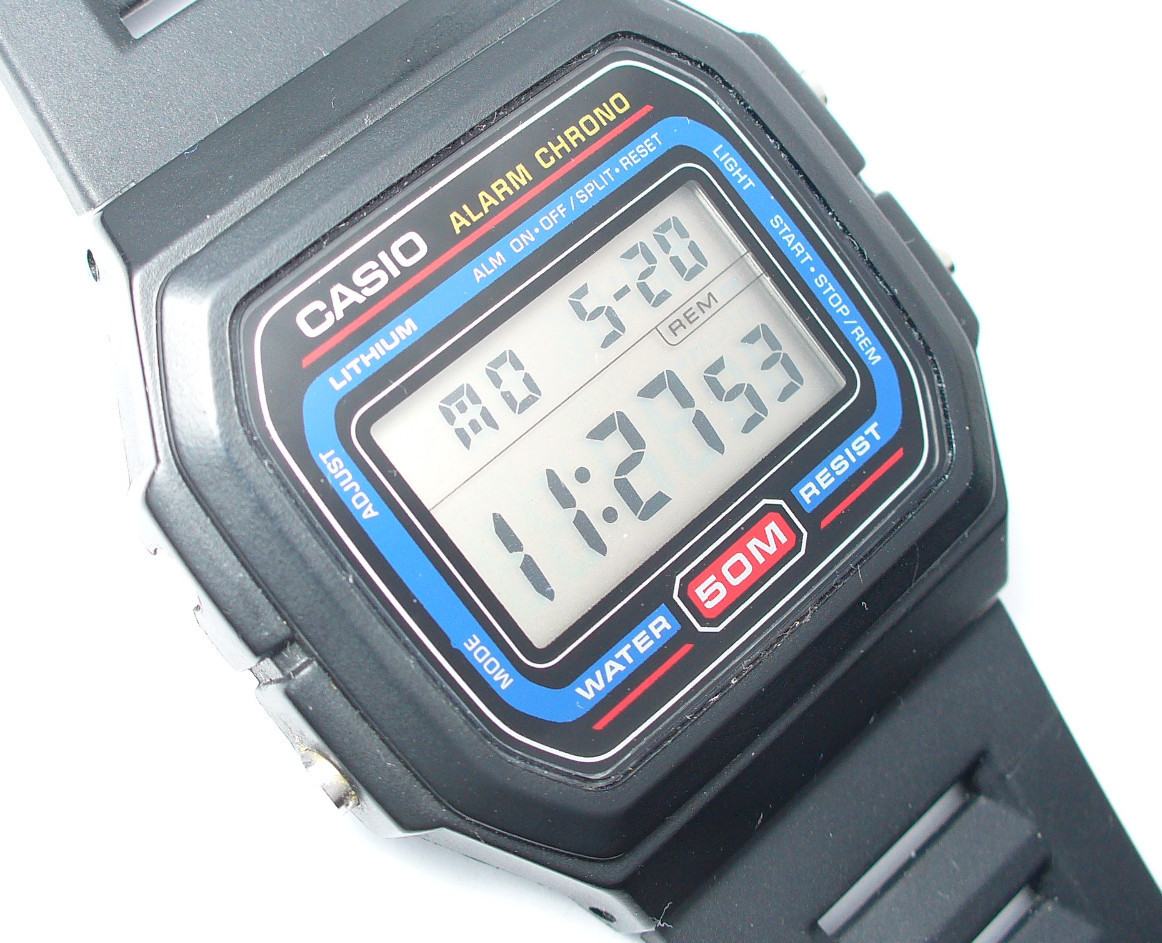 CASIO - W-71 - Digital - Vintage Digital Watch - Digital-Watch.com