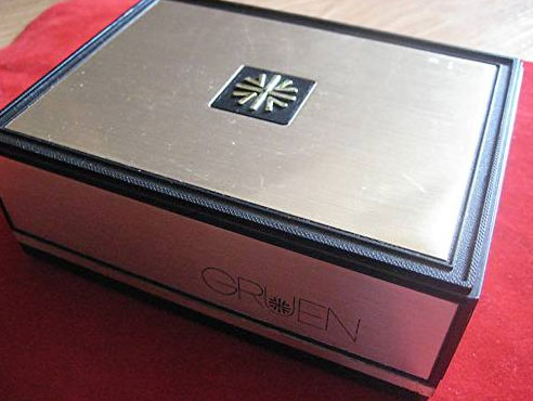 AVIA - LCD QUARTZ - Digital - Vintage Digital Watch - Digital-Watch.com