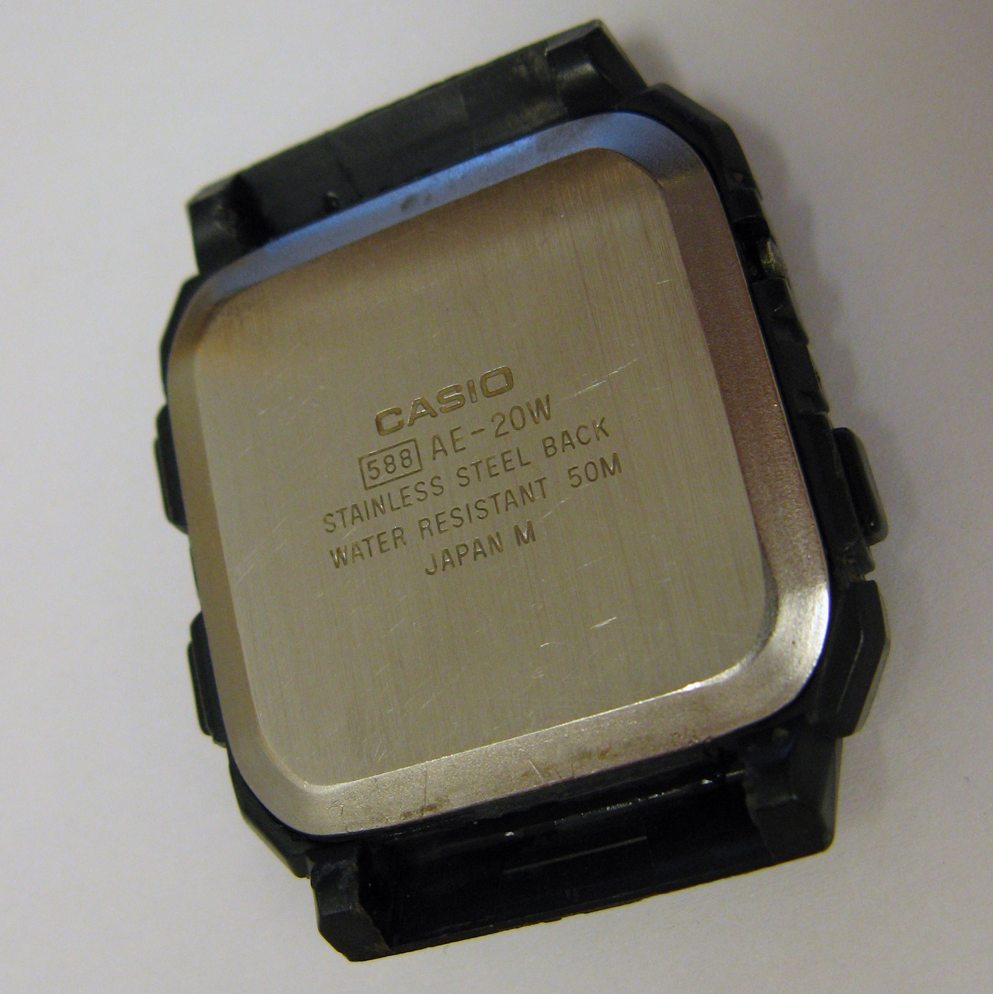 CASIO - AE-20W - DigitalHands - Vintage Digital Watch - Digital-Watch.com