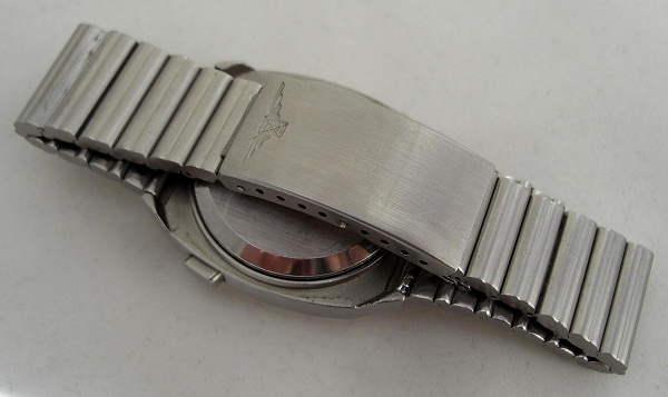 LONGINES - 004829 - LED - Vintage Digital Watch - Digital-Watch.com