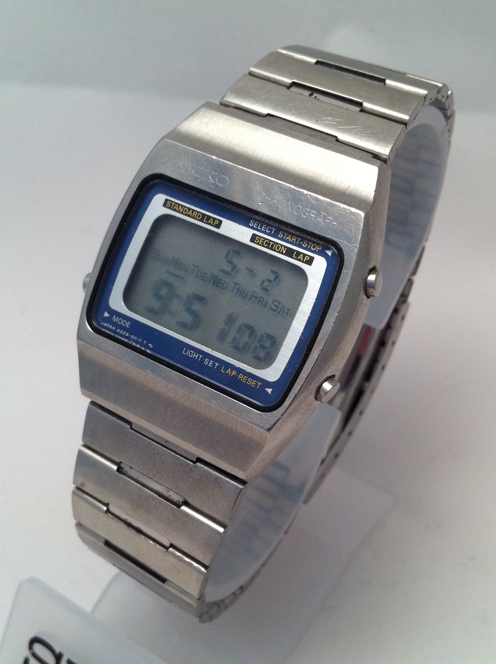 SEIKO - A229 5000 - Digital - Vintage Digital Watch - Digital-Watch.com