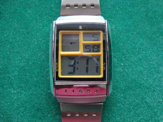 UNKNOWN - QUARTZ - Digital - Vintage Digital Watch - Digital-Watch.com