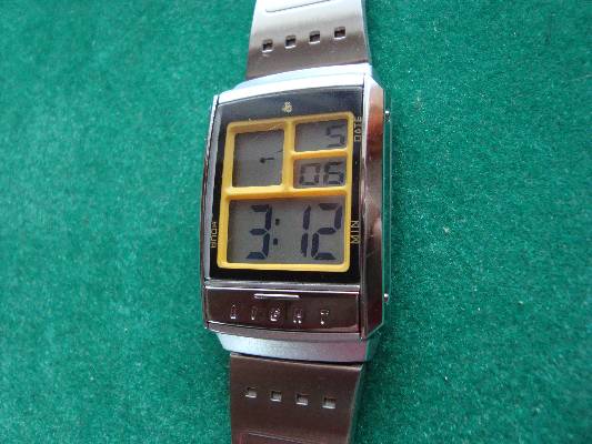 UNKNOWN - QUARTZ - Digital - Vintage Digital Watch - Digital-Watch.com