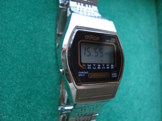 OTRON - OTRON QUARTZ - Digital - Vintage Digital Watch - Digital-Watch.com