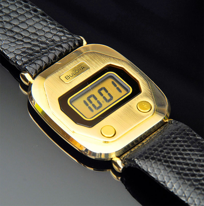 BULOVA - Phantom - Digital - Vintage Digital Watch - Digital-Watch.com