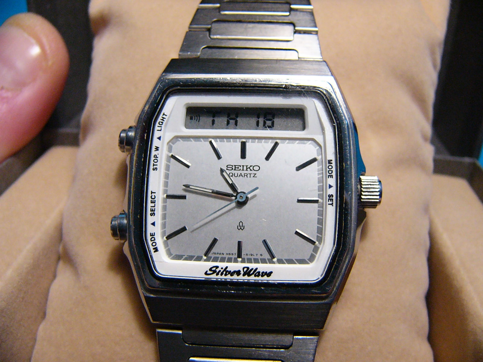 SEIKO - H557-5130 - h-series - Vintage Digital Watch - Digital-Watch.com