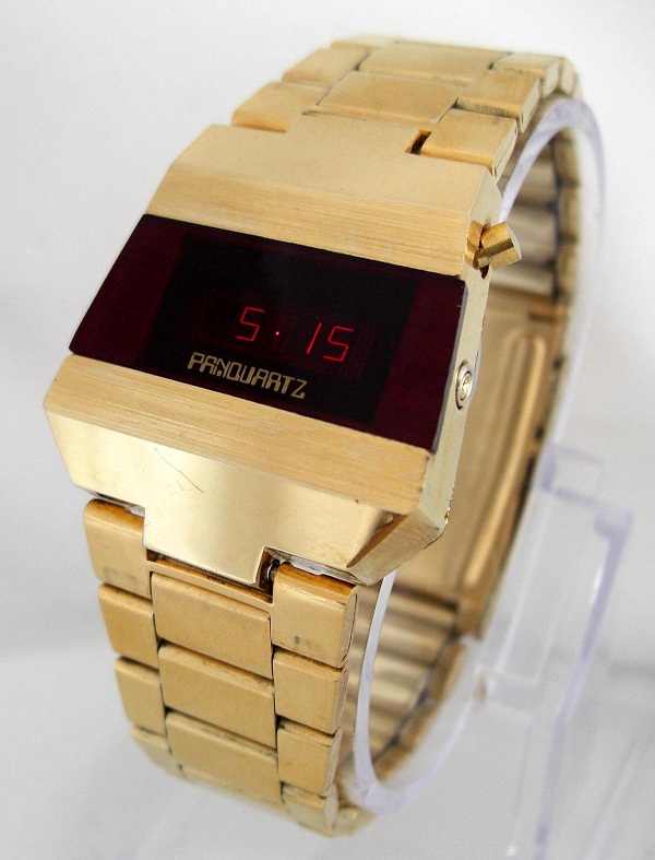 PANQUARTZ - PQ 81 - LED - Vintage Digital Watch - Digital-Watch.com