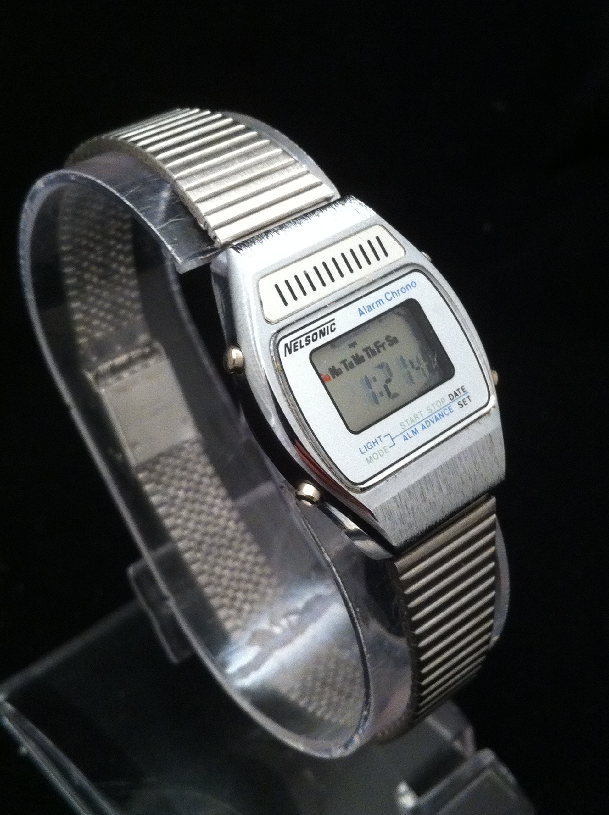 NELSONIC - Ladies - Digital - Vintage Digital Watch - Digital-Watch.com