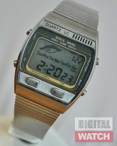 NELSONIC - Space Wars - Game - Vintage Digital Watch - Digital-Watch.com