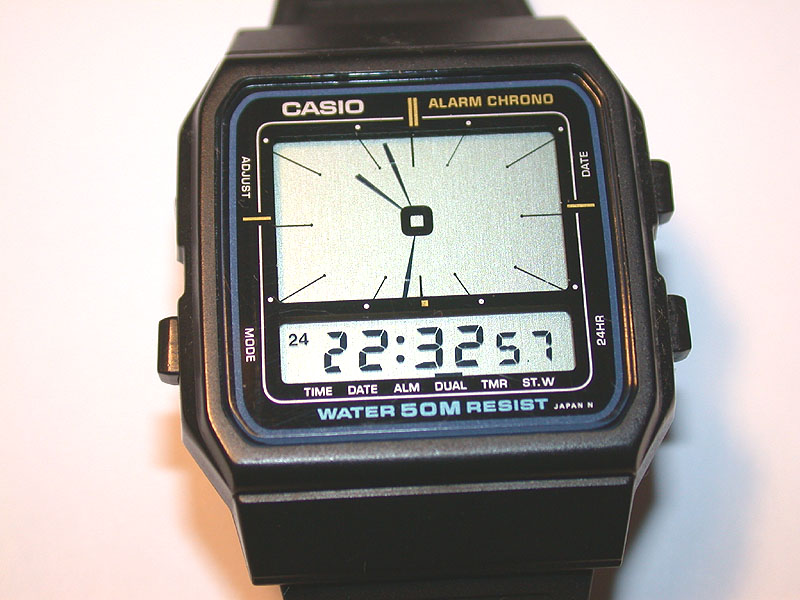 CASIO - AE-11W - DigitalHands - Vintage Digital Watch - Digital-Watch.com