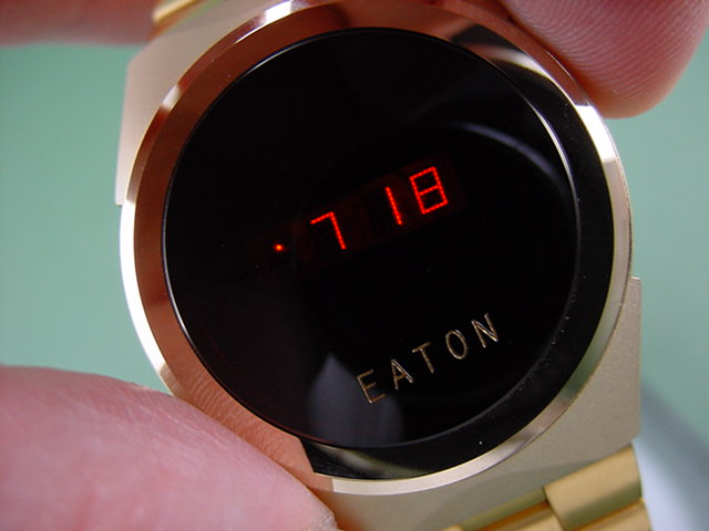 EATON - LED - LED - Vintage Digital Watch - Digital-Watch.com