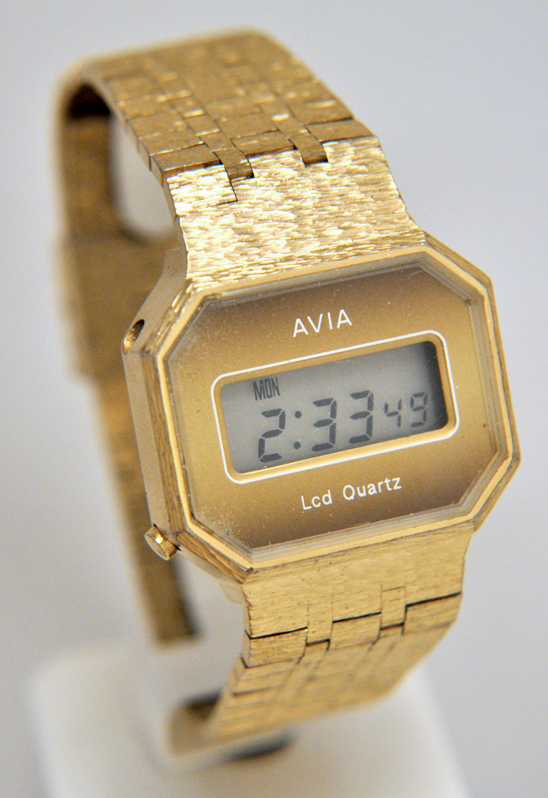 AVIA - LCD QUARTZ - Digital - Vintage Digital Watch - Digital-Watch.com