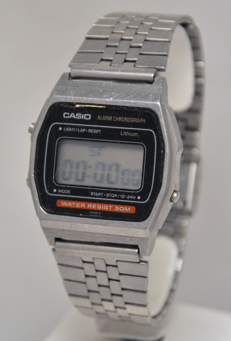 CASIO - w-34 - w-series - Vintage Digital Watch - Digital-Watch.com